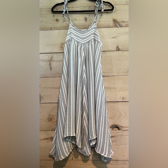 Robin Piccone | Dresses | Robin Piccone Spaghetti Strap Dress | Poshmark
